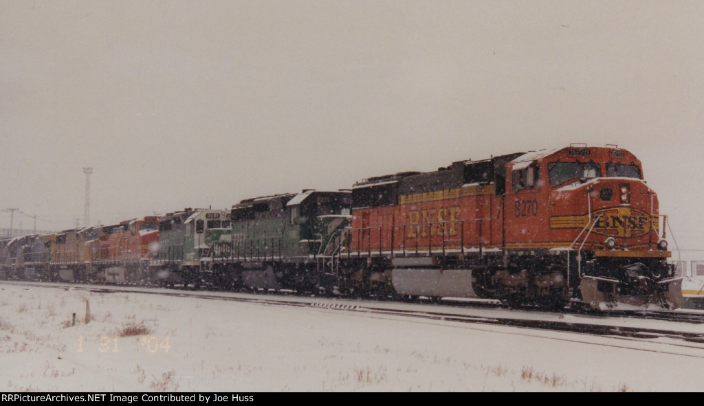 BNSF 8270 East
